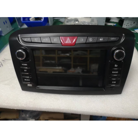 AUTORADIO NAVIGATORE 6,5" LANCIA YPSILON Y ANDROID 4 GB RAM GIANTECH ...